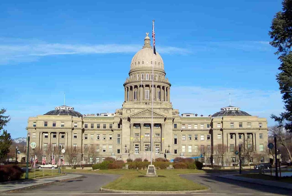 Capitol Buildings - 50 States