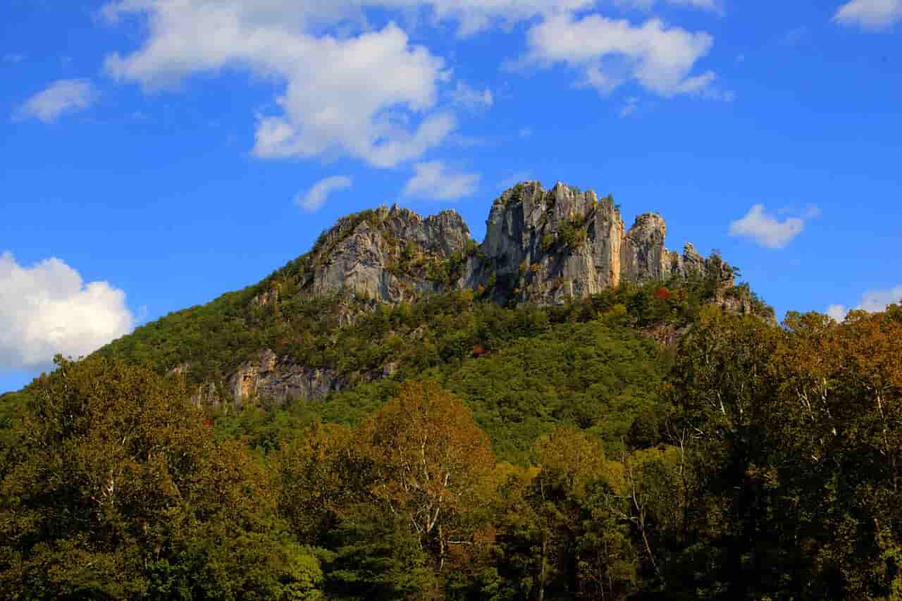 Quick Facts: West Virginia - 50 States